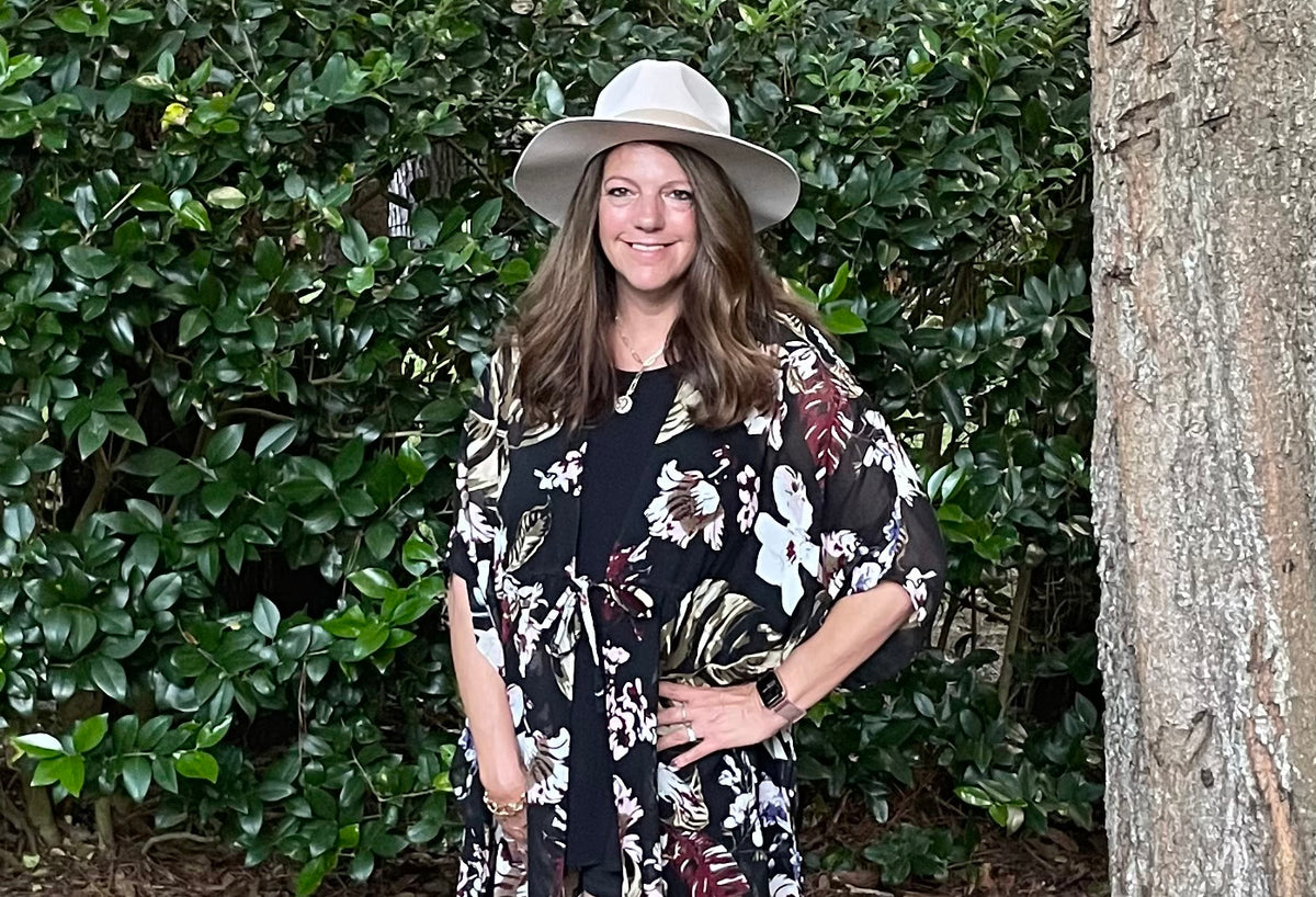 Community Spotlight: We Love This Member's Trendy, Boss Style – CURATEUR