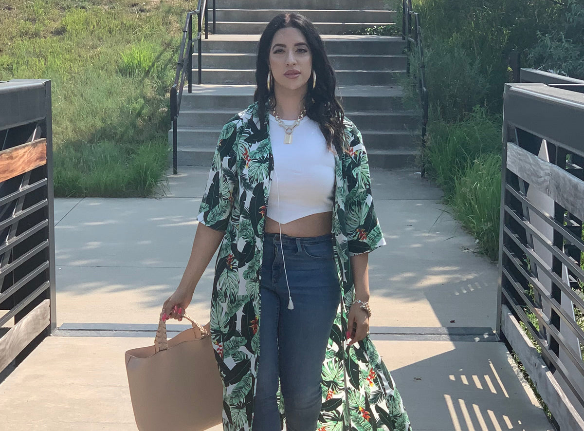 Community Spotlight: We Love This Member's Laid-Back Chic Style – CURATEUR