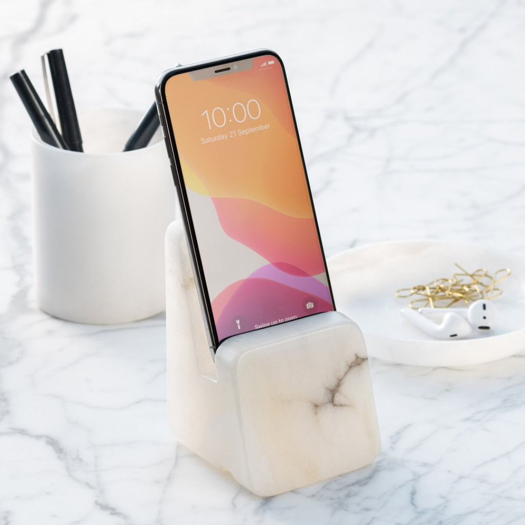 ALTA Tech Stand – CURATEUR